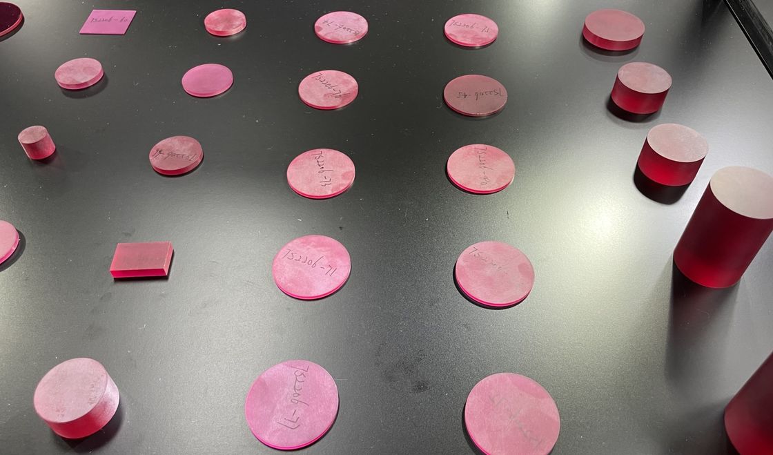 Al2O3 Synthetic Ruby Sapphire single Crystal Blue 9.0 hardness