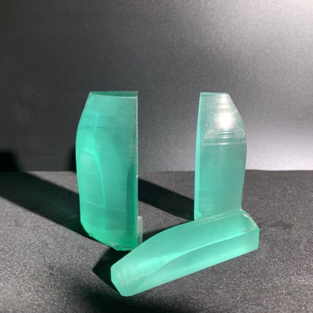 Lab Created Green YAG Single Crystal High Purity For Optical Windows ...